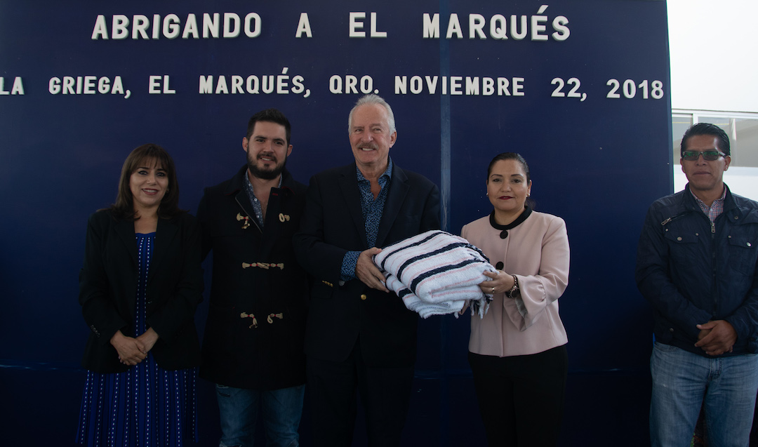 Arranca colecta de cobijas Abrigando a El Marqués para adultos mayores - El Queretano